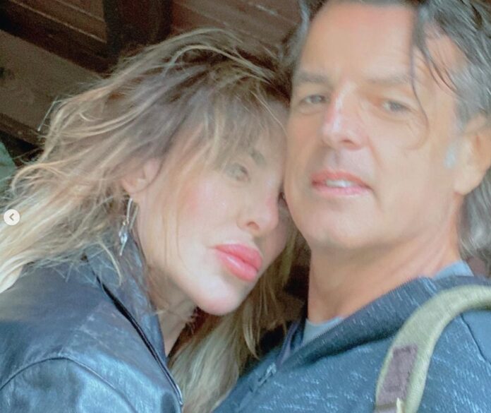 Alba Parietti derubata di abiti e oggetti preziosi: lo sfogo sui social