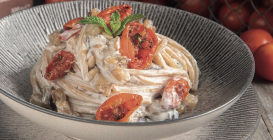Ricetta spaghetti De Cecco melanzane ricotta e pomodori confit