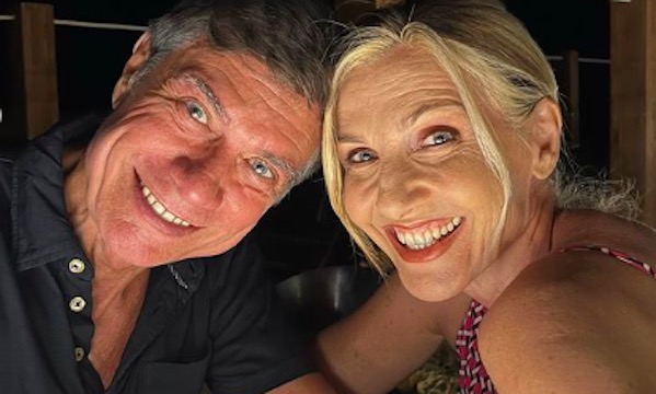Lorella Cuccarini festeggia 31 anni di matrimonio con Silvio Testi