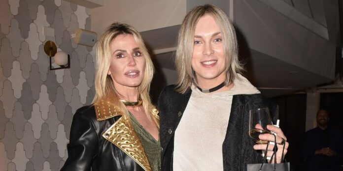 Roger Garth festeggia il suo compleanno: le foto del party