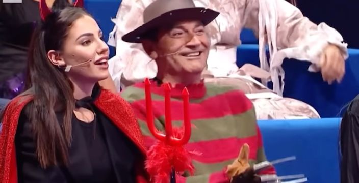 Giulia De Lellis vestita da diavoletta: la battuta sulle corna