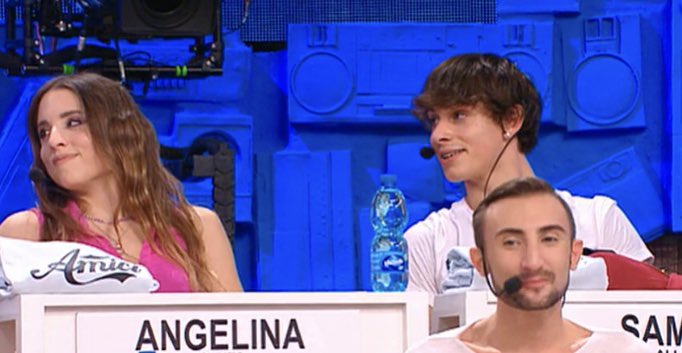 Amici 22, flirt tra Samu e Angelina? Maria insinua il dubbio