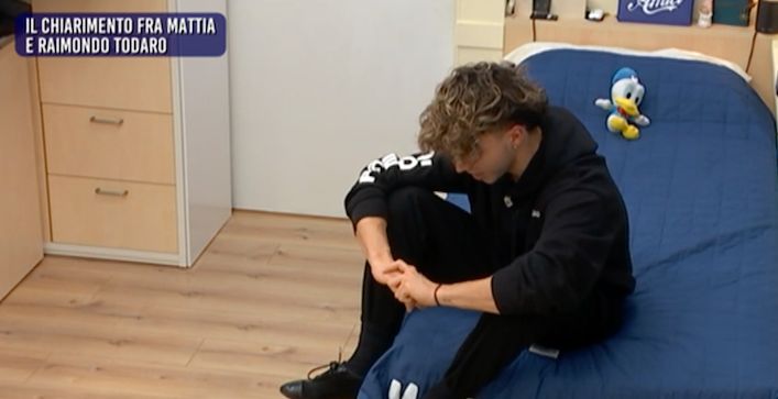Amici 22, Mattia cerca il chiarimento con Raimondo dopo lo scontro