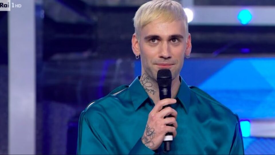 SUPEREROI canzone Mr Rain Sanremo 2023: testo e significato SUPEREROI canzone Mr Rain Sanremo 2023: testo e significato
