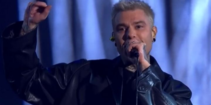 Fedez torna su Instagram dopo diverse ore di assenza