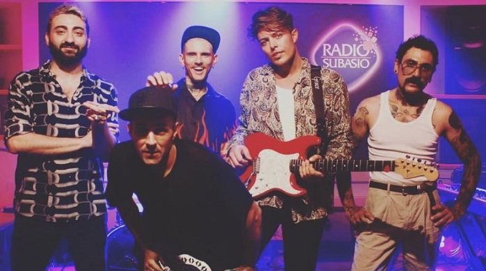 I The Kolors presentano ufficialmente il nuovo membro della band