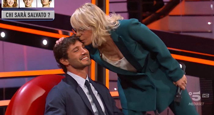 Stefano De Martino racconta delle ramanzine da Maria De Filippi