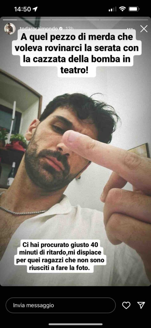 Raimondo Todaro, finto allarme bomba durante lo spettacolo Raimondo Todaro, finto allarme bomba durante lo spettacolo