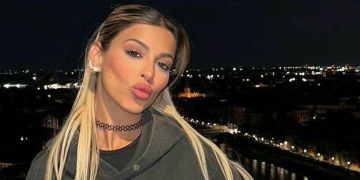 Oriana Marzoli, le foto modificate con Photoshop scatenano il web