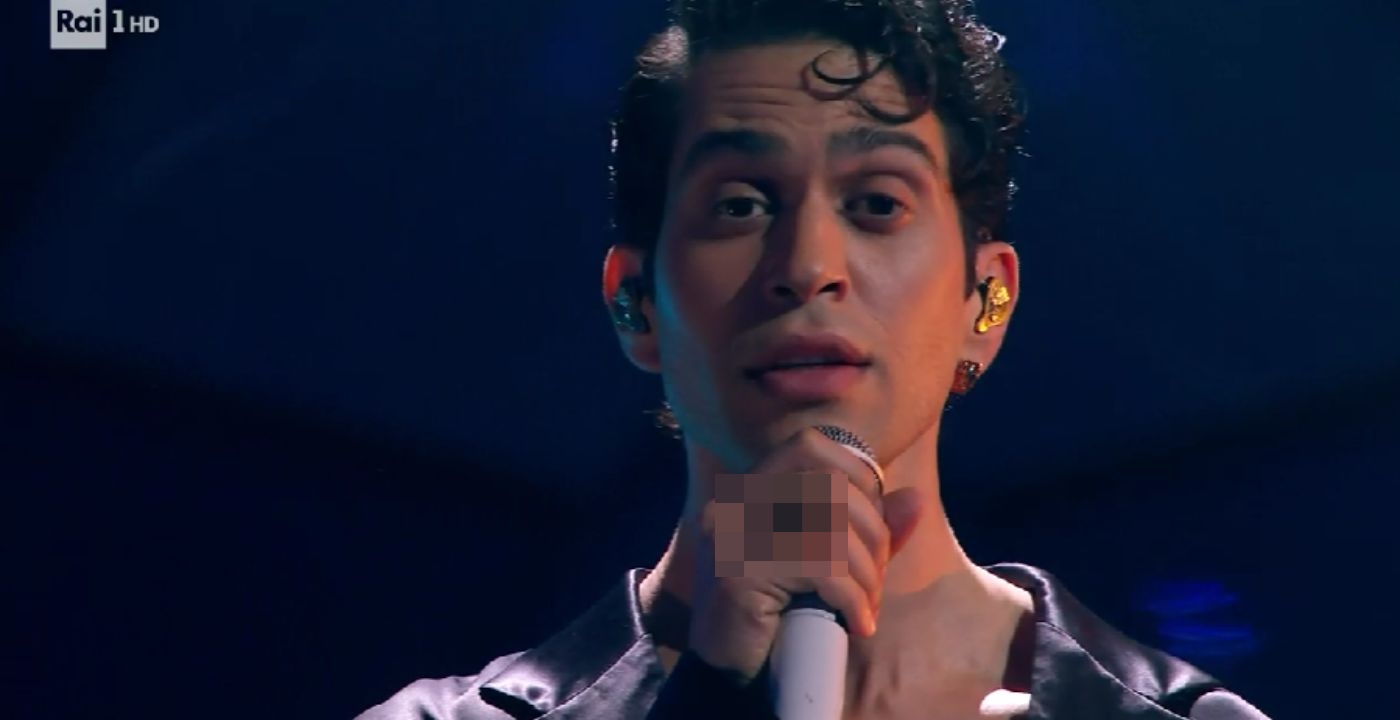 Mahmood, quanto costa l'anello indossato a Sanremo 2024