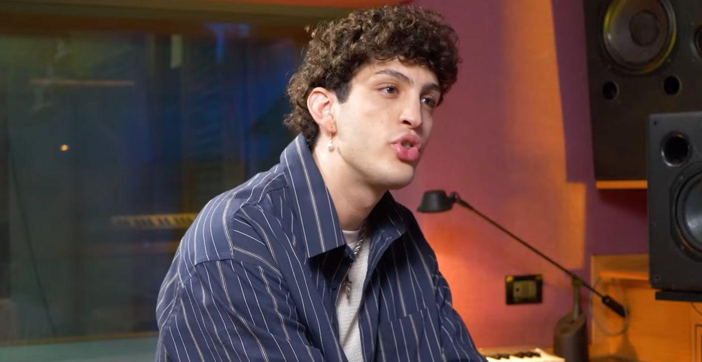 Mida fa una rivelazione sul suo nome d'arte