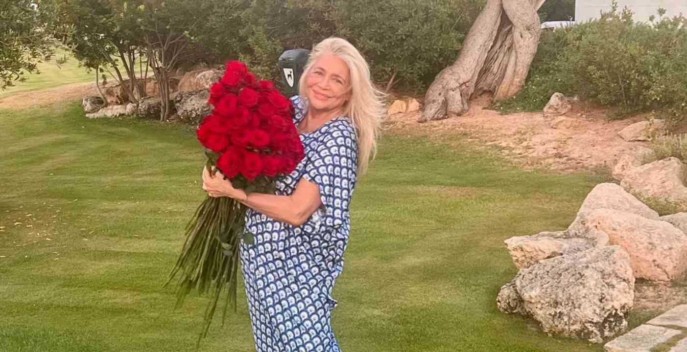 Mara Venier festeggia 18 anni di matrimonio con Nicola Carraro Mara Venier festeggia 18 anni di matrimonio con Nicola Carraro