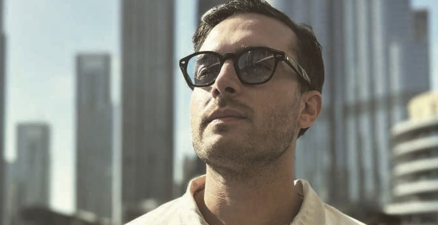 Stefano Comizzoli: 'Si può davvero andare in vacanza gratis?'