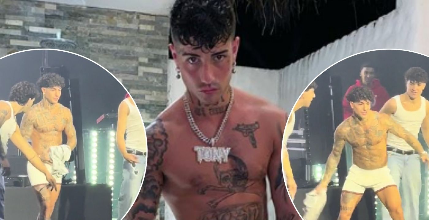 Tony Effe si spoglia e rimane in mutande al suo concerto (VIDEO)