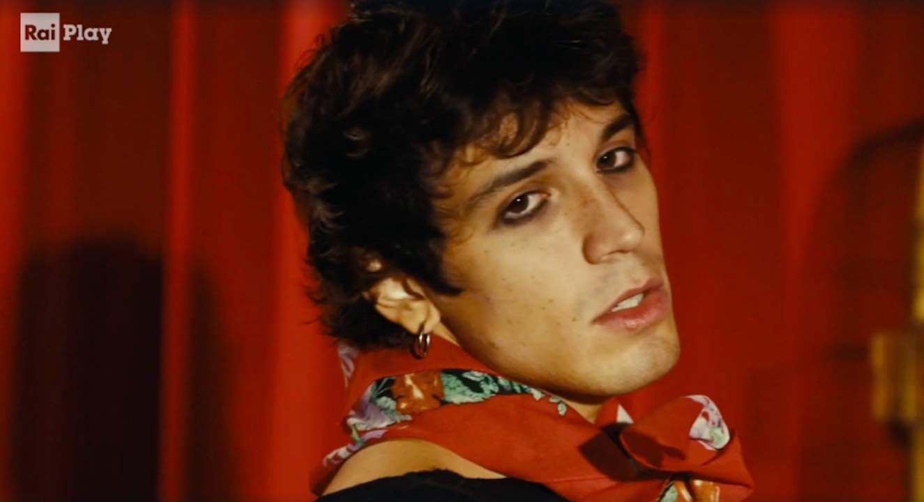 Alex Wyse presenta in anteprima "Rockstar" per Sanremo Giovani
