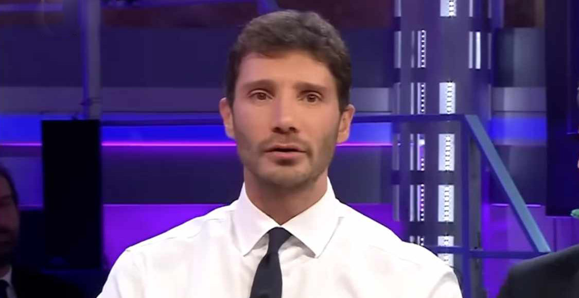 Aldo Grasso del Corriere della Sera boccia Stefano De Martino