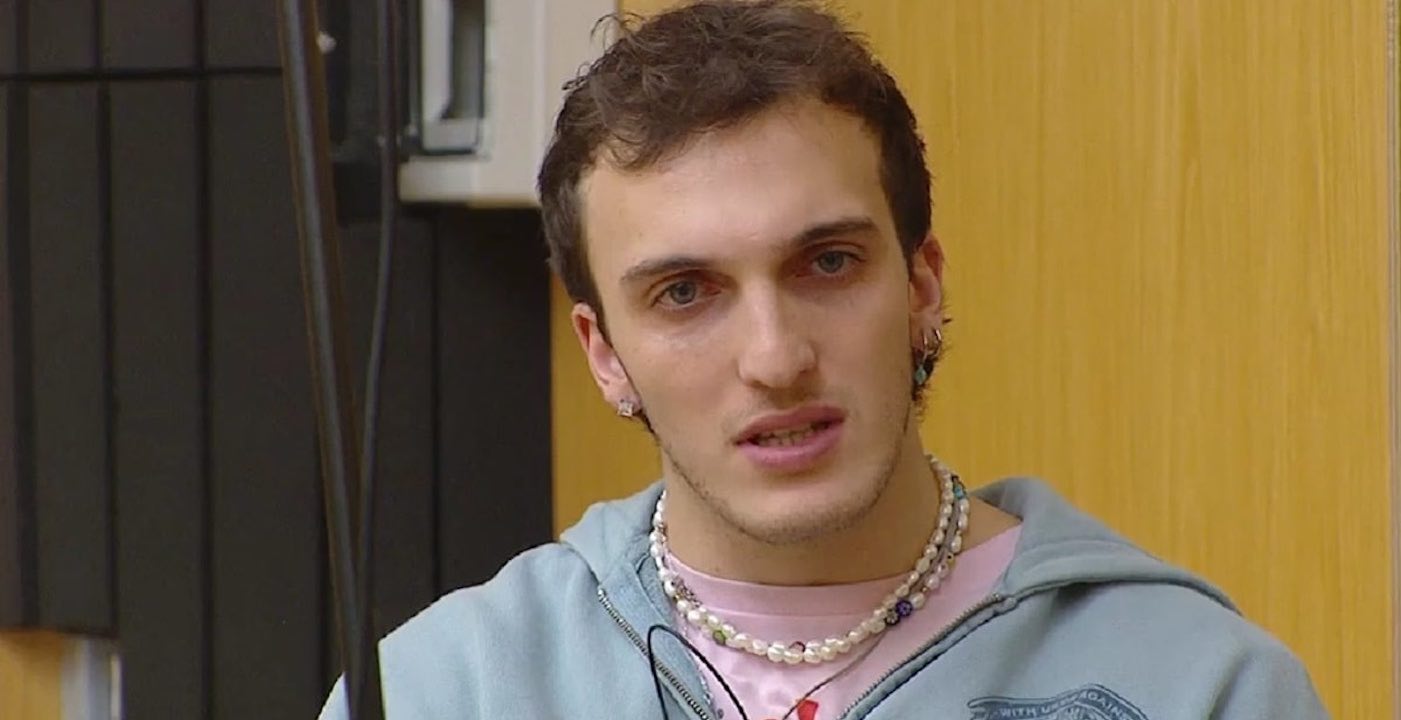 Amici 24, un dettaglio su Ilan fa preoccupare i fan