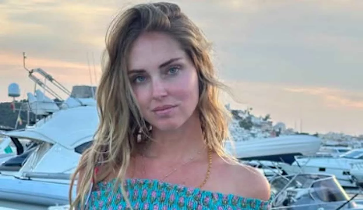 Ferragni chiude la collaborazione con l'agenzia di comunicazione