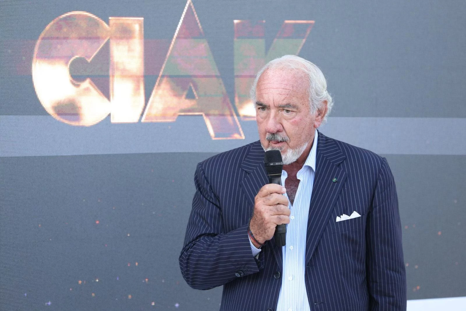 Polemica nel cinema: lettera shock di Michele Lo Foco